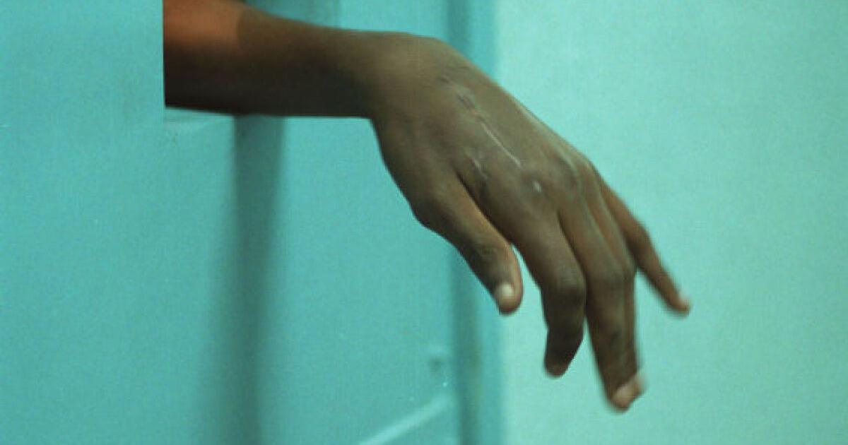 Researchers study effects of prolonged isolation among prisoners