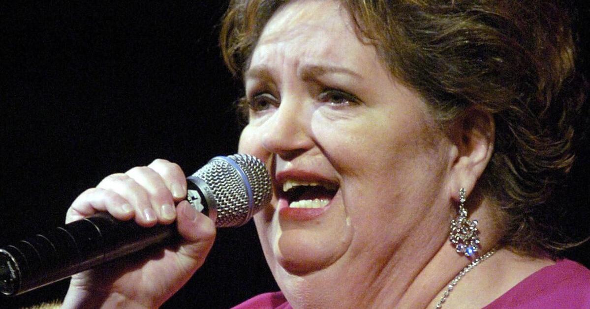 Rita MacNeil dies at 68 after surgery; son says she had been planning ...
