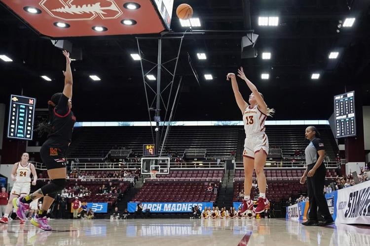 Freshman Audi Crooks scores 40 as No. 7-seed Iowa State beats 10th-seed ...