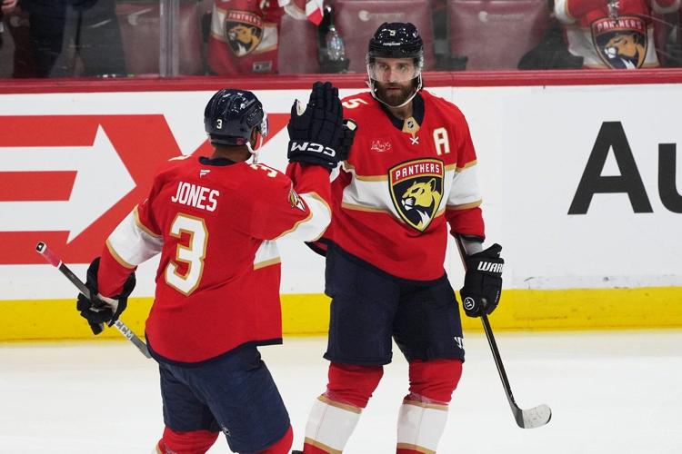 Unbeaten Panthers pounce on visiting Senators 6-2