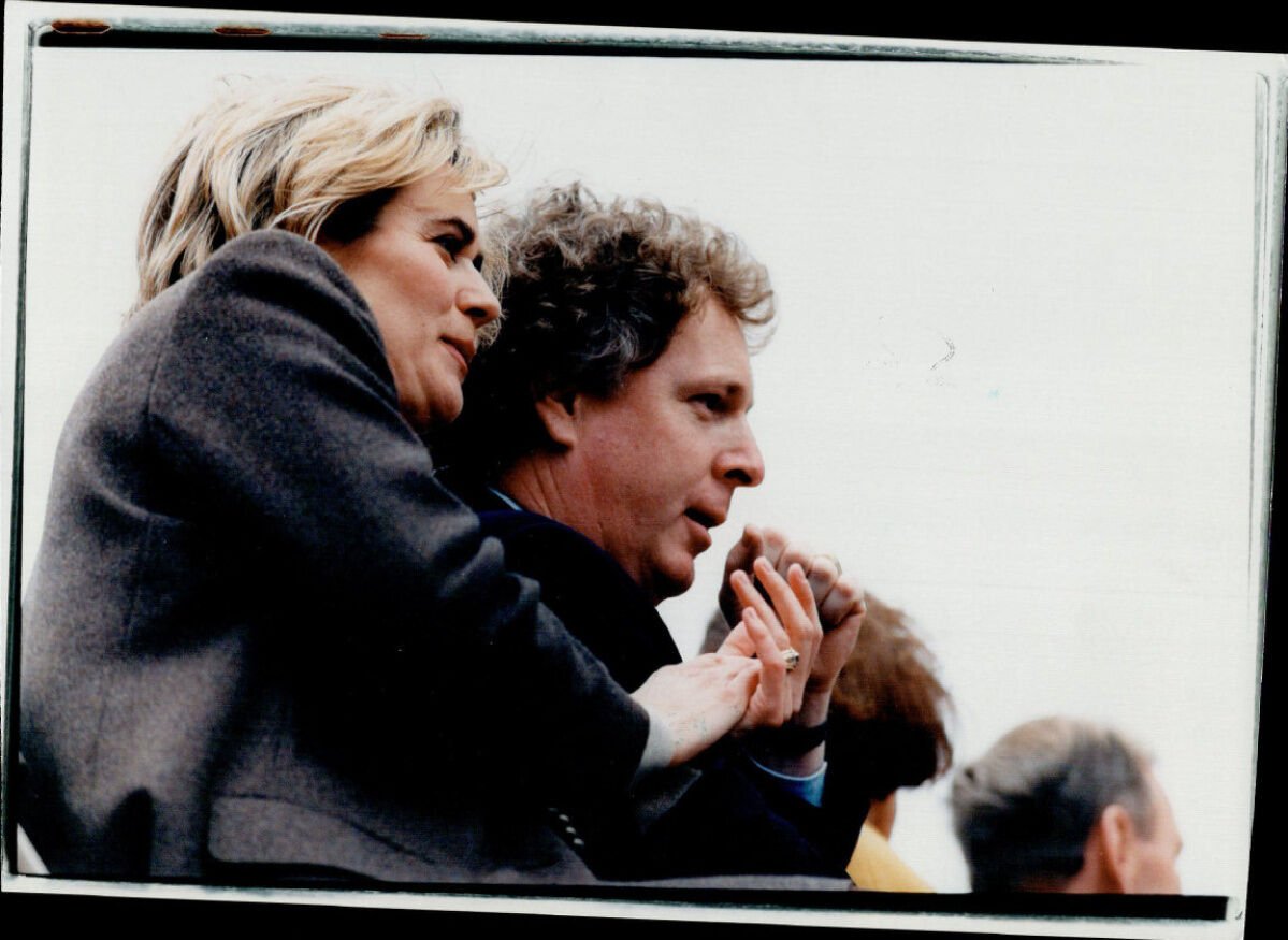 The real reason political parties are failing: Delacourt