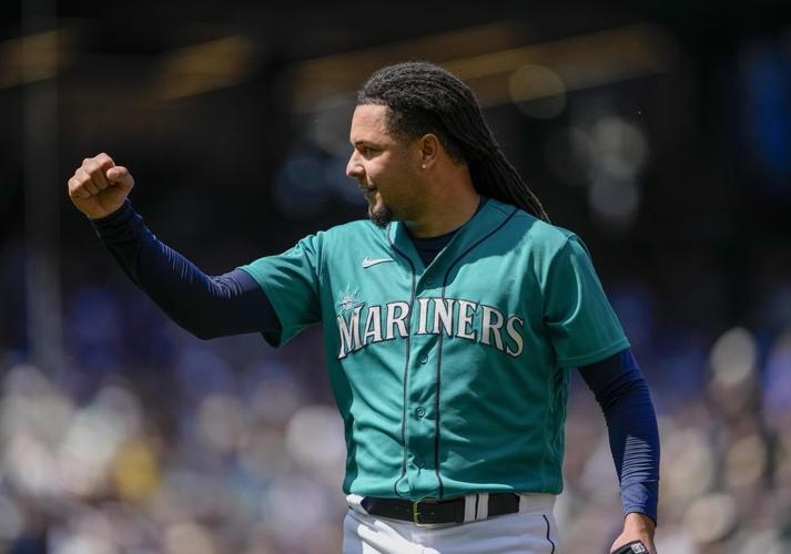 Luis Castillo strikes out 10 as Seattle Mariners beat Pittsburgh ...