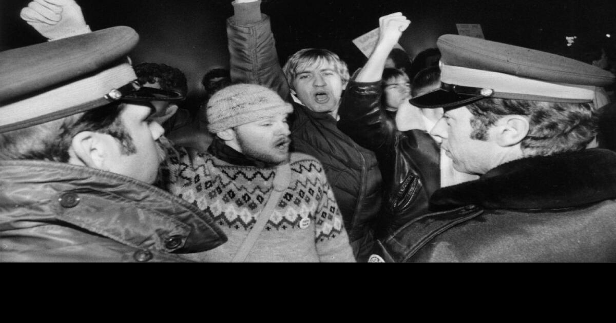 Toronto police to apologize for 1981 bathhouse raids