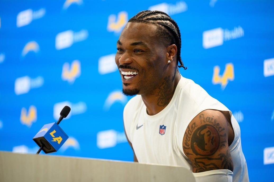 Chargers safety Derwin James turns focus back to football after landing ...