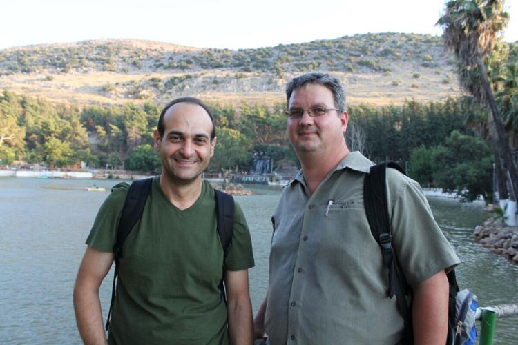 Toronto doctor heads mission training Syrian physicians working in war zone