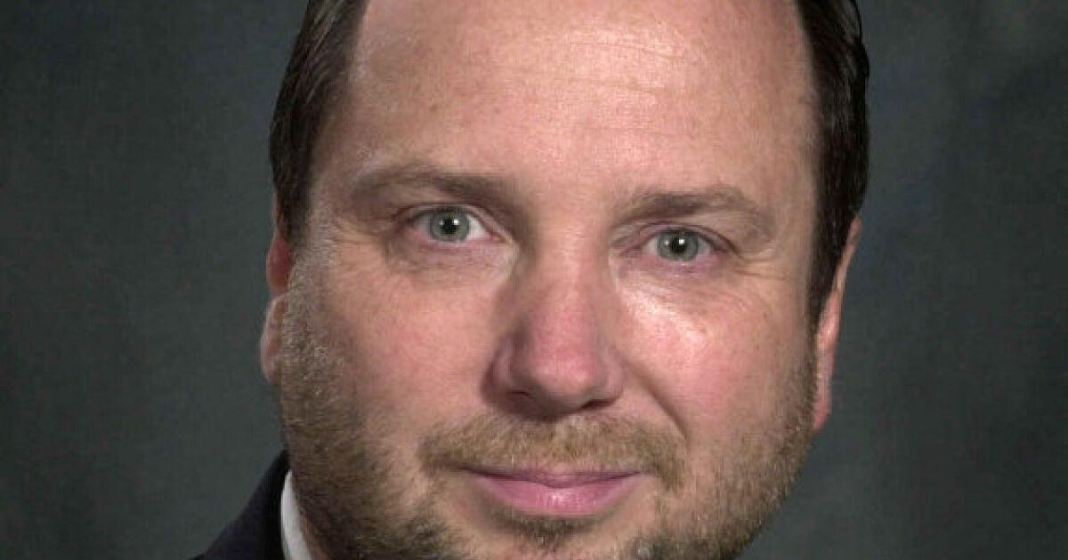 Investigator tried to warn of serial killer, Pickton inquiry told