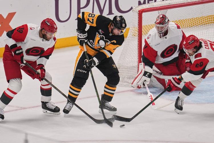 Hurricanes score 3 times on the power play in a 5-1 win over the Penguins
