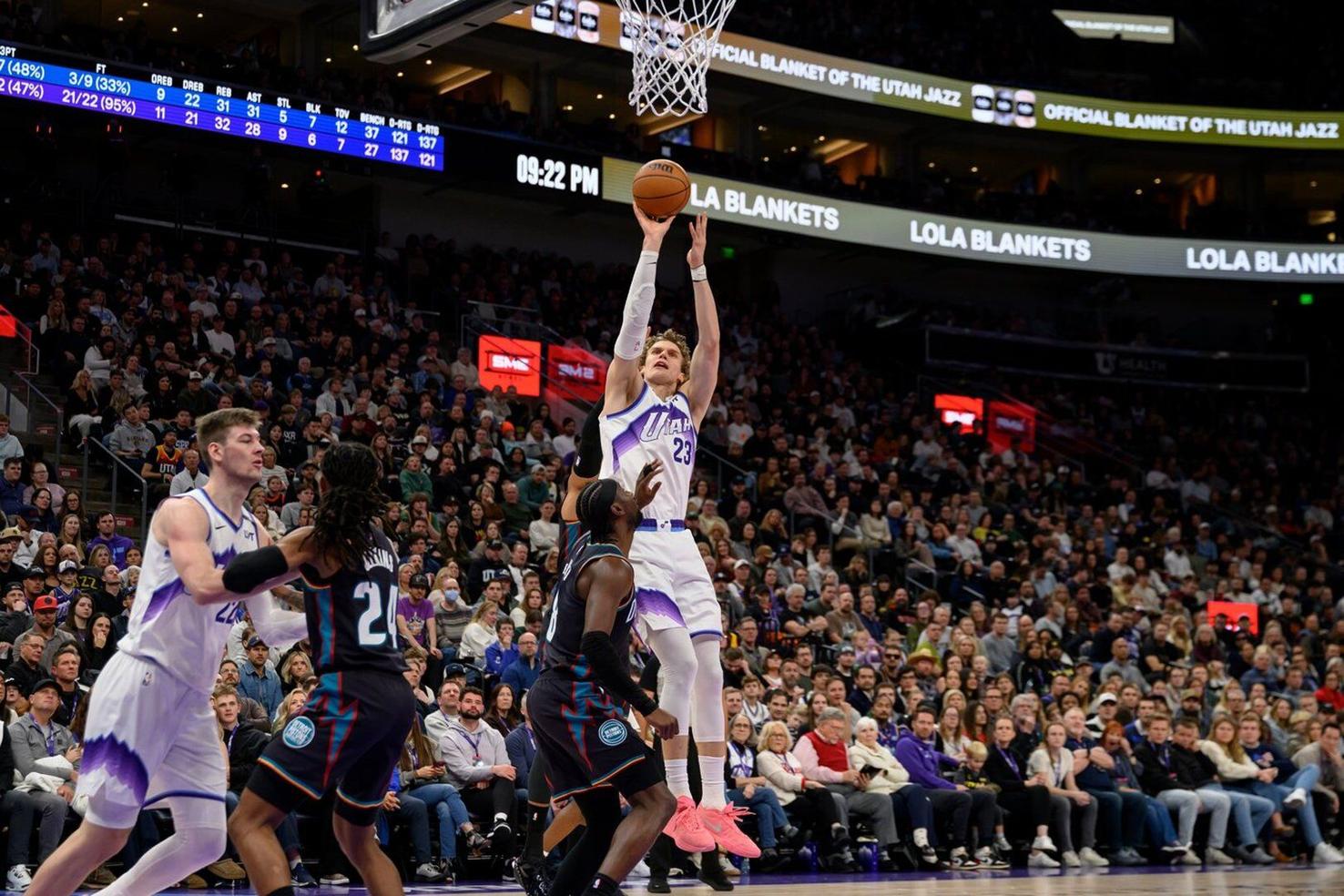 Markkanen, George power Jazz to 127-114 victory, ending Spurs win ...