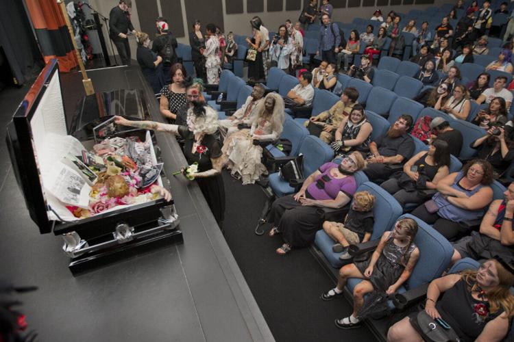 Mock funeral says goodbye to Toronto Zombie Walk