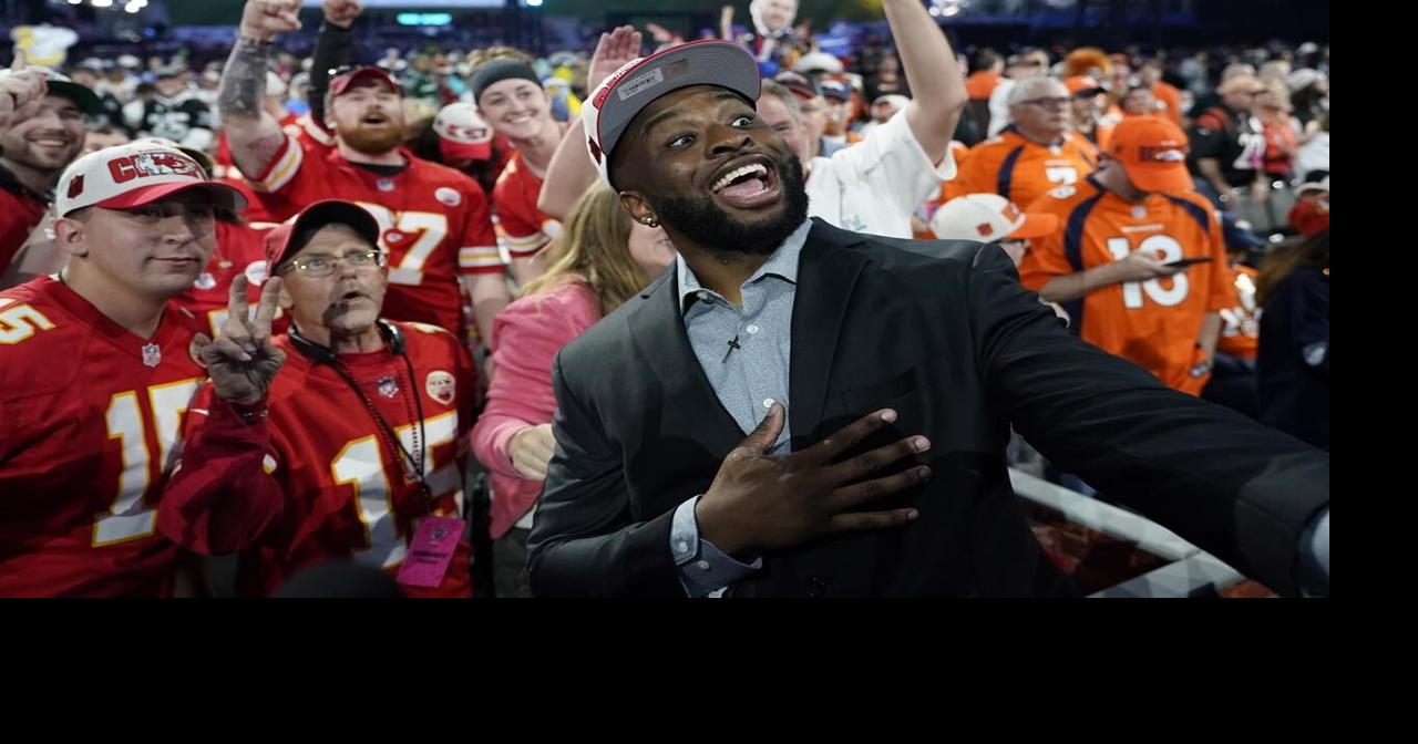 Chiefs address biggest needs during hometown NFL draft