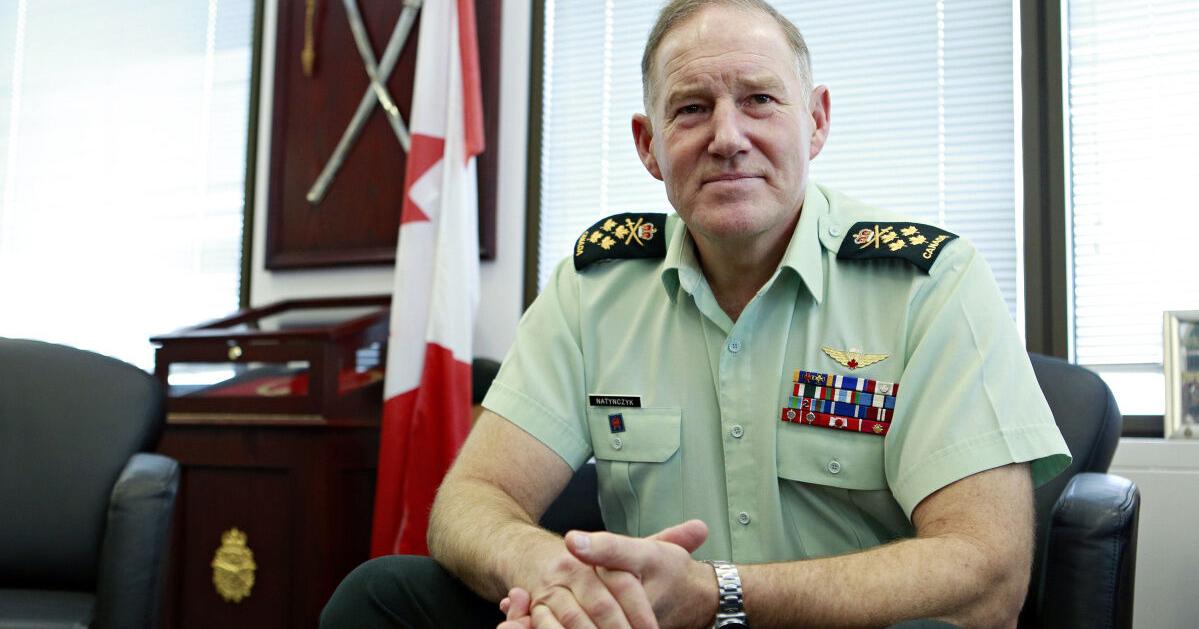 Ex-army boss Walt Natynczyk in charge of Canadian Space Agency