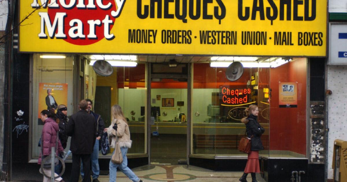 Money Mart blasted for 50% gift card fee