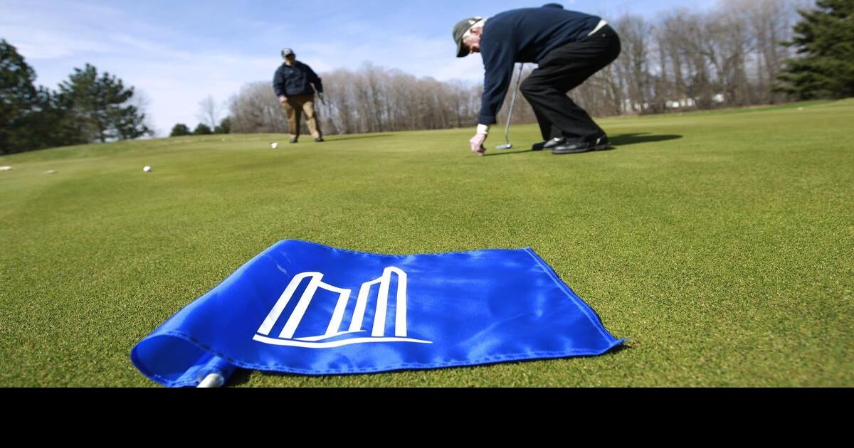 Toronto golf courses tee up to open season Tuesday