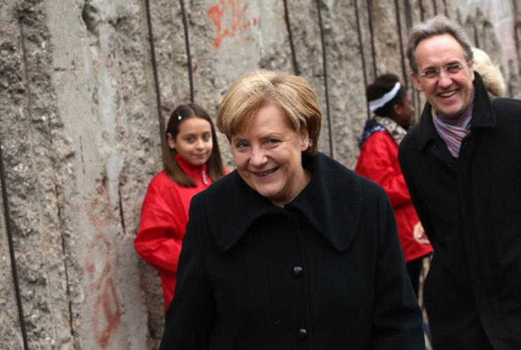 Germany celebrates 25 years since fall of Berlin Wall