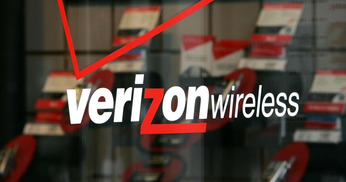 U.S. wireless giant confirms interest in Canada