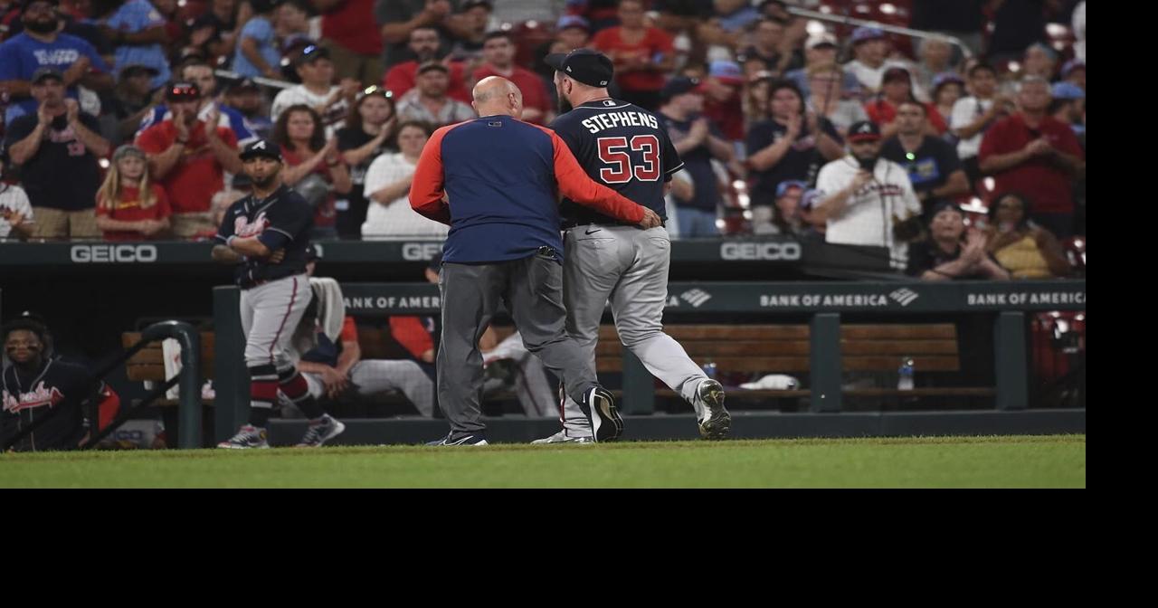 Braves reliever Jackson Stephens hit in head by line drive