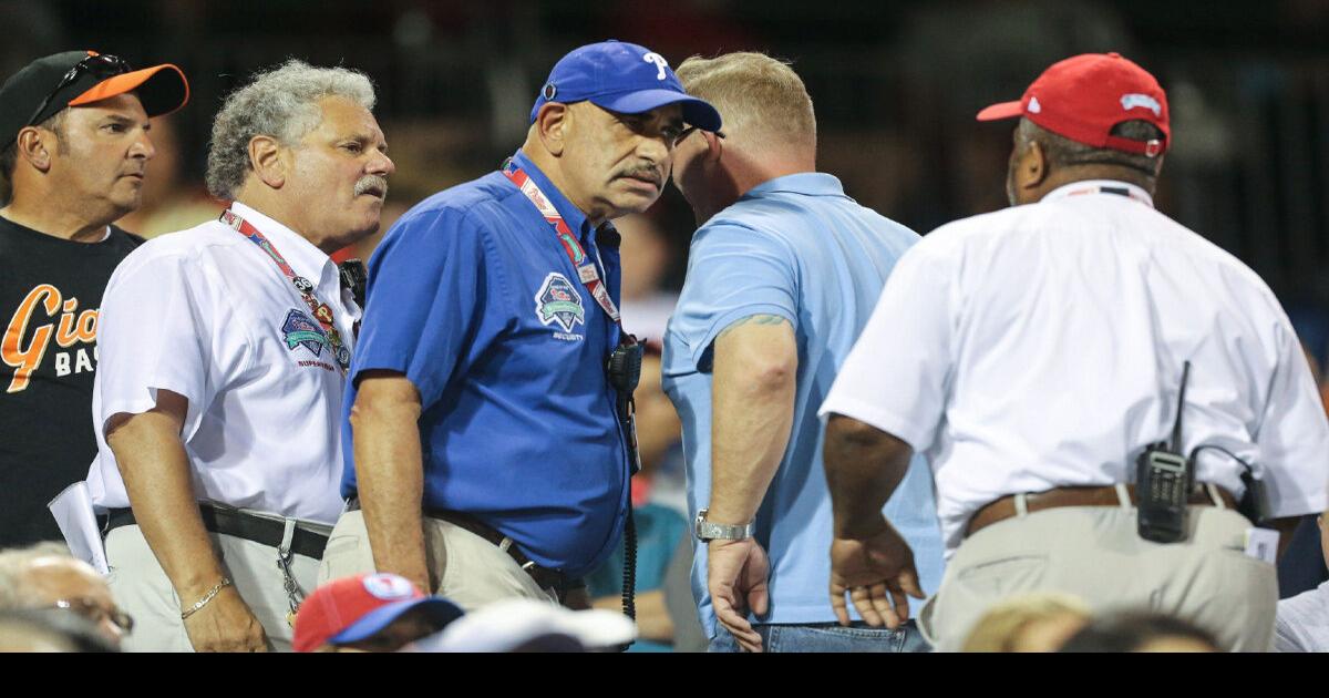 Fans weigh in on heckling at MLB ballparks