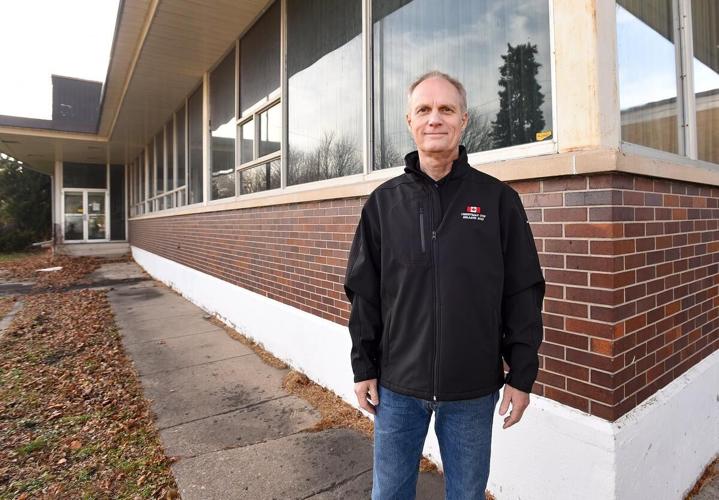 Gretzky’s hometown scores historic hockey stick maker