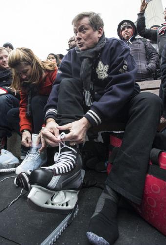 ‘Rusty’ mayor glides through New Year’s skate
