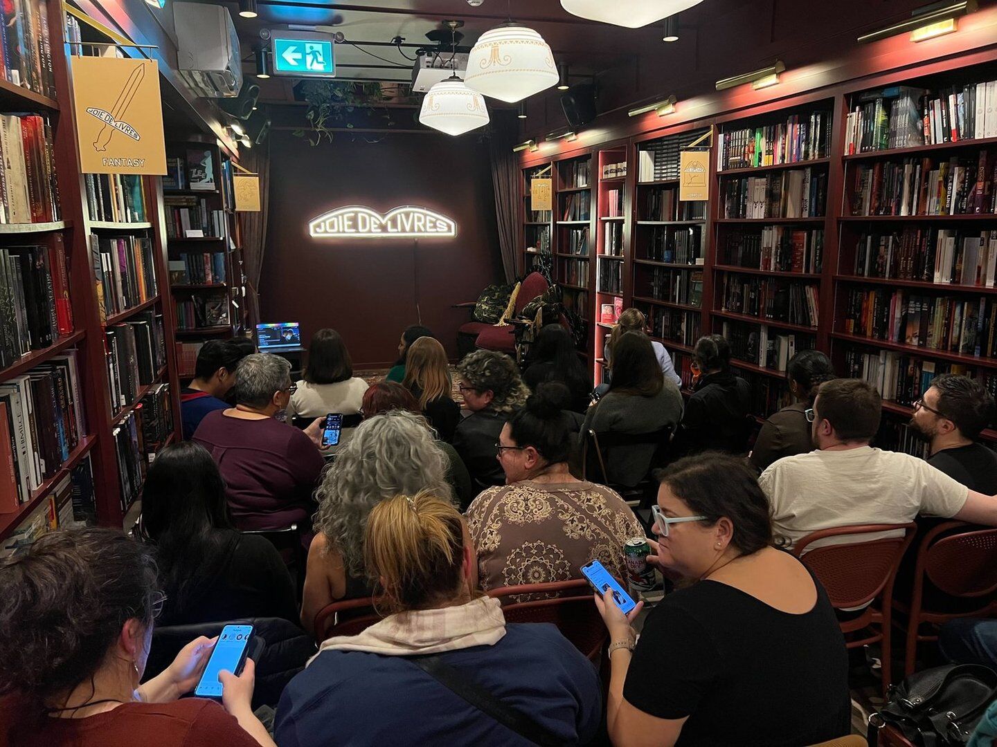 'Heated Rivalry' rewatch event brings fans together at Montreal bookshop