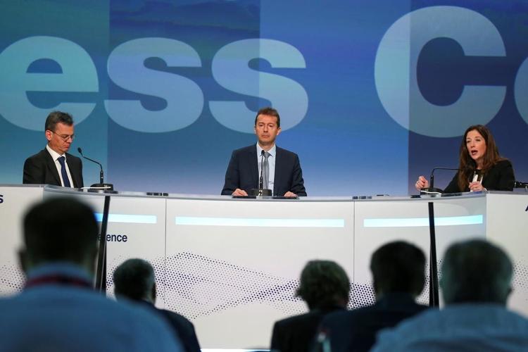 Airbus CEO sees no short-term benefit from Boeing MAX woes