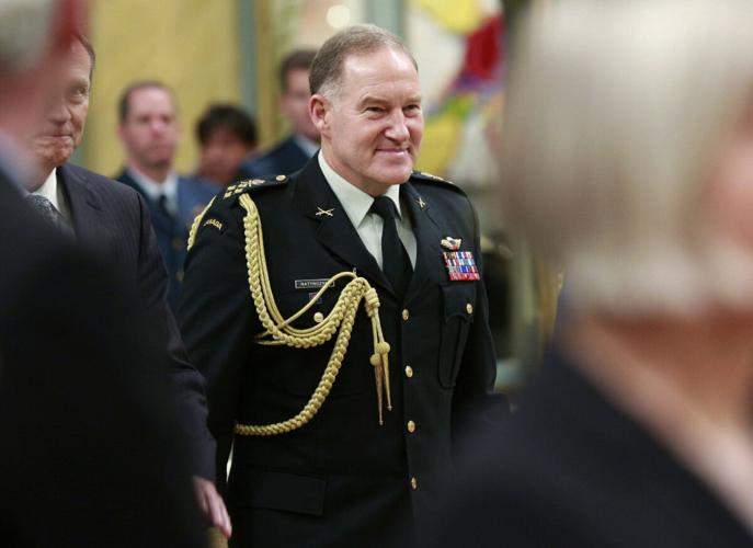 Gen. Walt Natynczyk hands over military’s top job
