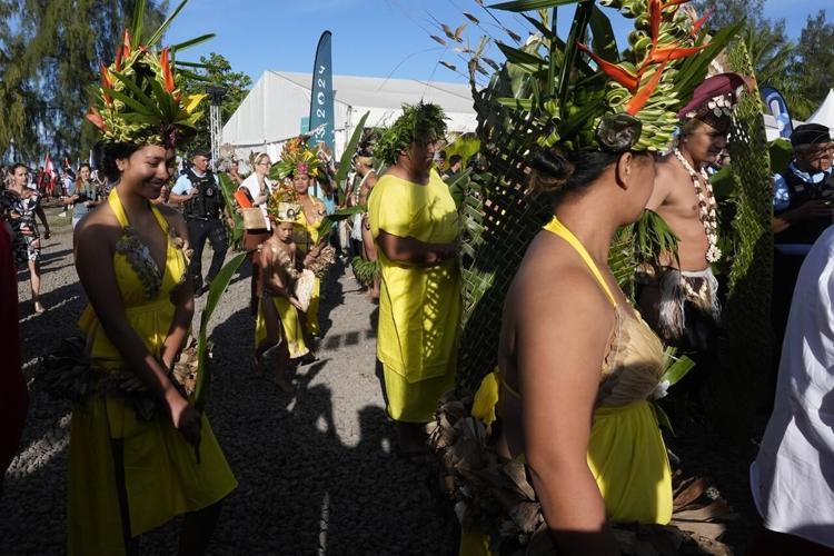 Singing, ceremonies and straw hats: Olympics opening ceremony in Tahiti ...