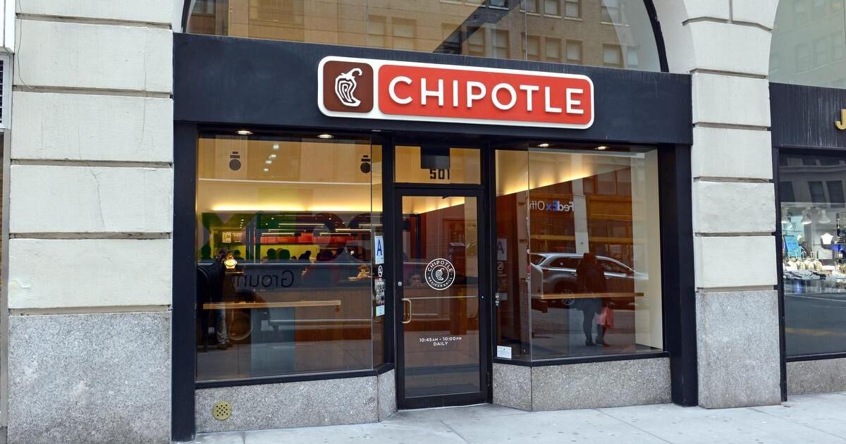 A taste of Chipotle’s new menu proves it’s far from its rival