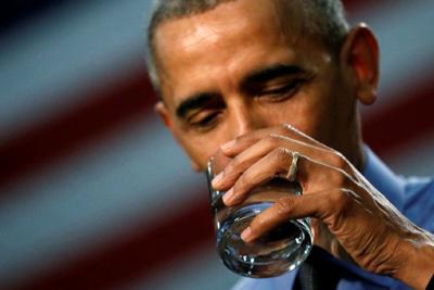 obama drinking