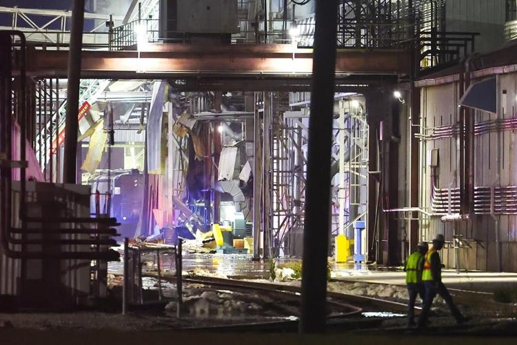Explosion and fire injures 8 workers at Illinois soybean processing plant