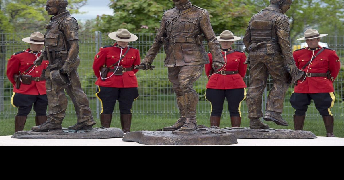 Moncton RCMP monument uses personal touches to honour fallen officers