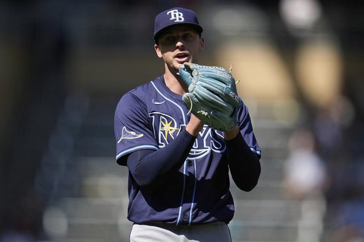Yandy Díaz's RBI double starts 3-run 10th for Rays in 7-5 win over Twins