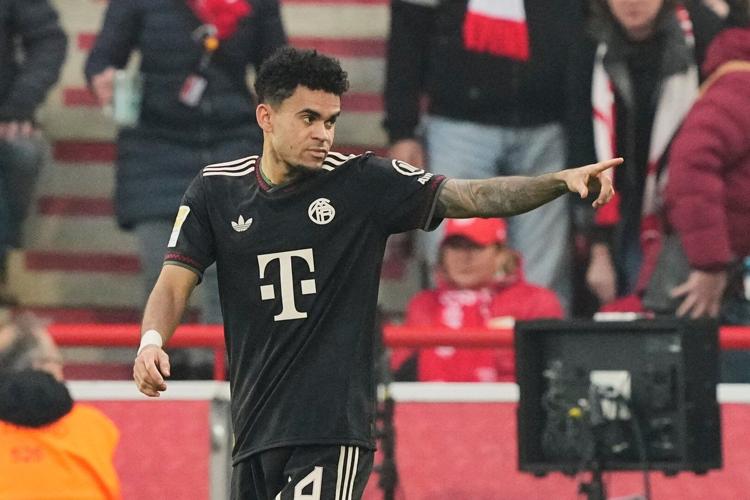 Union Berlin ends Bayern Munich's record 16-game winning streak with 2 ...