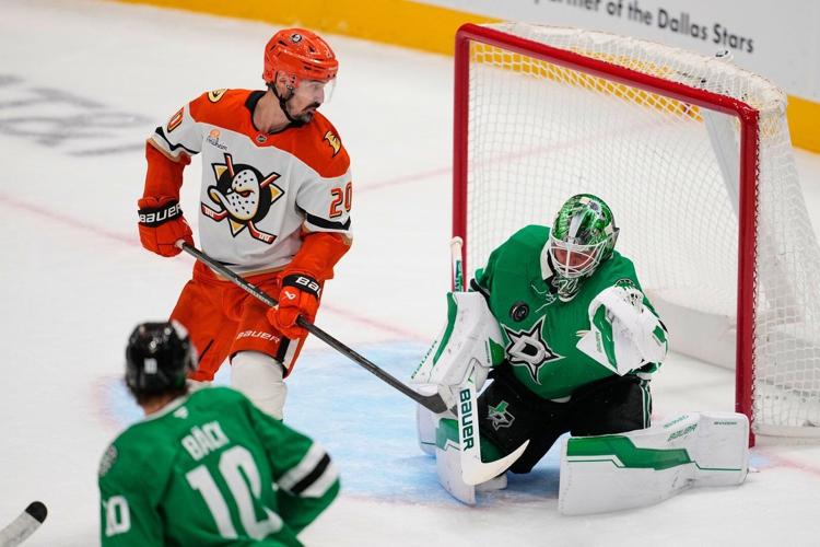 Carlsson's short-handed goal in 3rd period helps Ducks rally to beat ...
