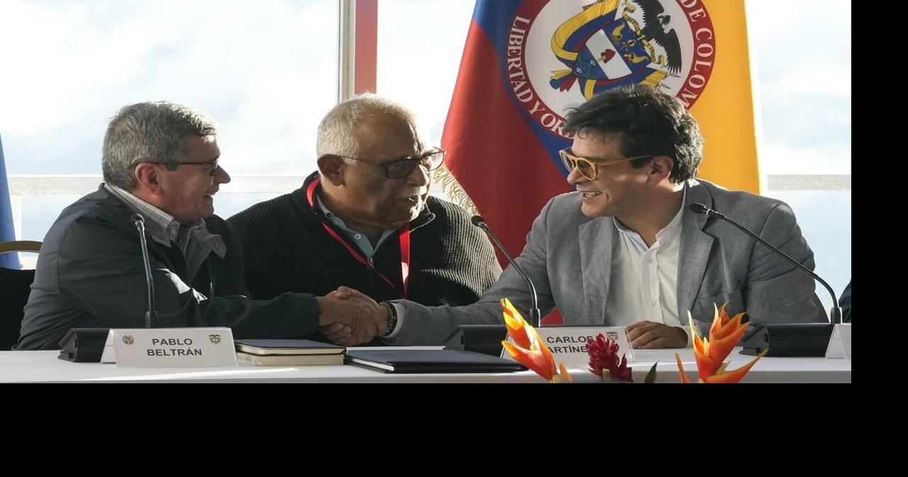 Colombian government, guerrilla group resume peace talks