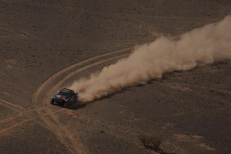 Lategan's late trouble gifts Dakar Rally stage seven to Ekström