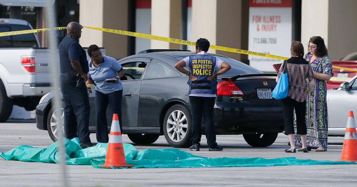 Nine hurt after ‘disgruntled’ lawyer opens fire in Houston