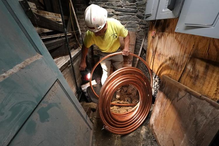 Some cities are digging up water mains and leaving lead pipe in the ground