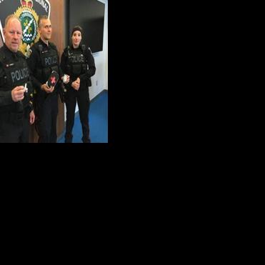 Halton police praising three officers for saving lives of two teens ...