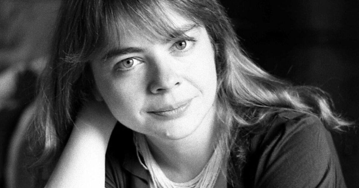 The Paris Winter by Imogen Robertson: Review