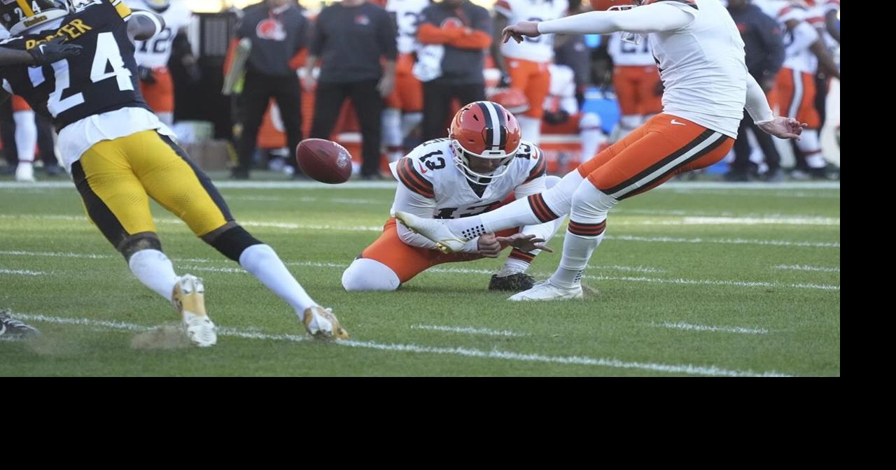 Browns sit struggling kicker Dustin Hopkins, Chiefs get K Harrison ...