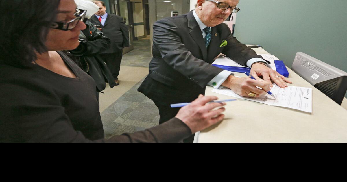 Steve Mahoney enters Mississauga mayoral race