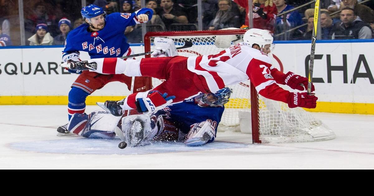 NHL GMs split on goalie interference