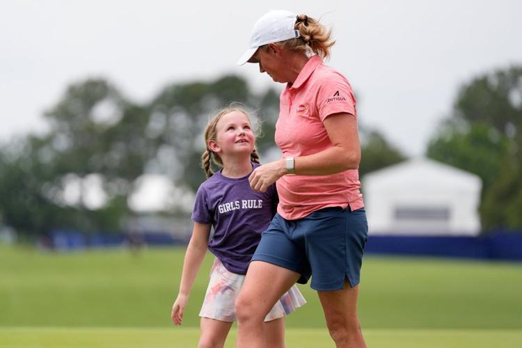 Stacy Lewis calls it a career in hometown Houston at Chevron Championship