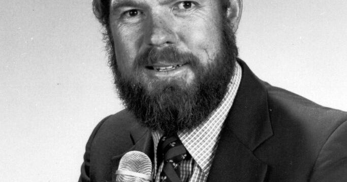 Football Hall of Famer and former TV actor Merlin Olsen dies at 69