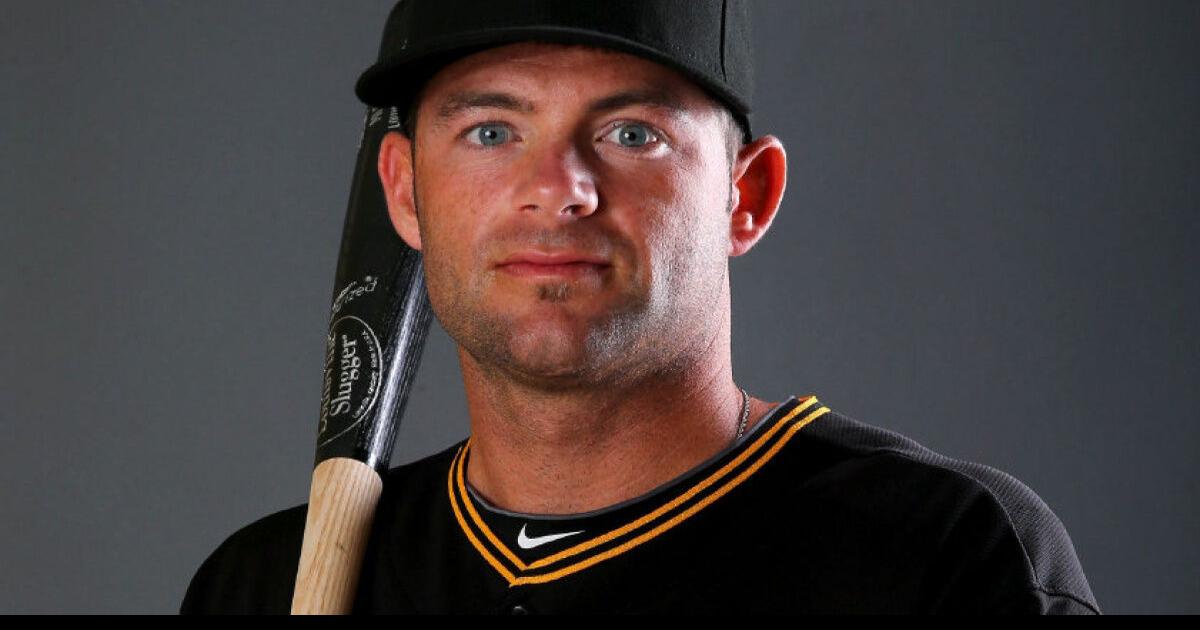 Blue Jays claim first baseman Matt Hague off waivers from Pittsburgh