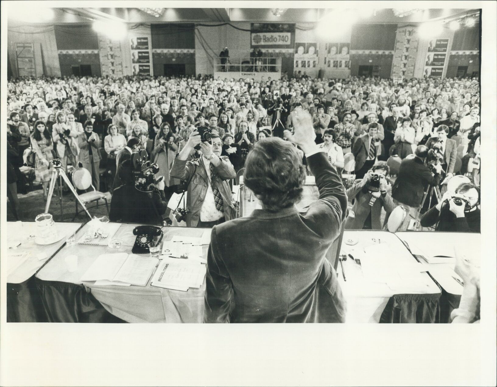 Stephen Lewis, former NDP politician and diplomat, dies at 88