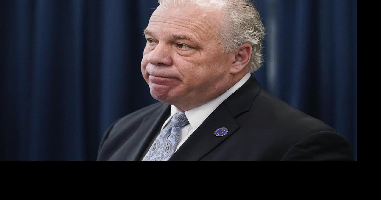 Durr grapples with new post as Sweeney cites ‘red wave’