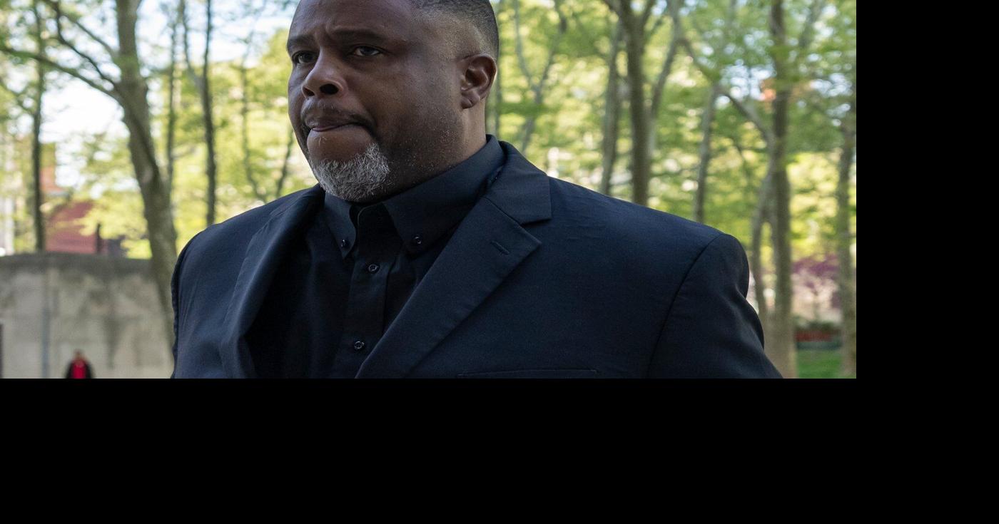 Ex-NBA player Damon Jones is 1st to plead guilty in gambling sweep that ...