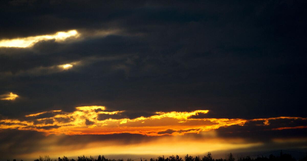 Timmins forest fires: Change in weather bolsters efforts to douse blaze